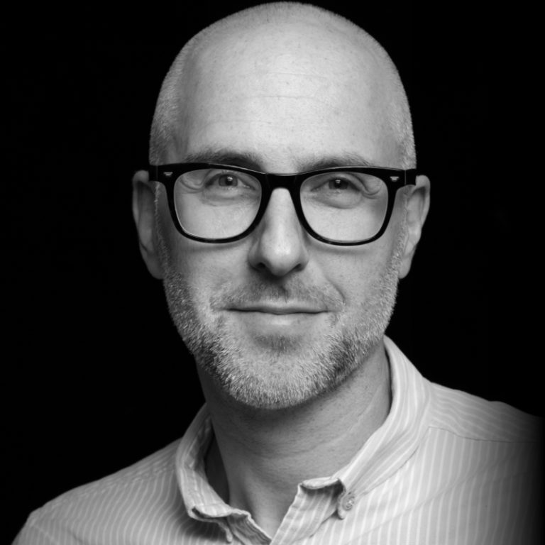 Team - 10 Group – Making stories travel further